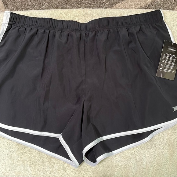 Xersion | Shorts | Xersion Athletic Shorts Black White Trim Xl | Poshmark